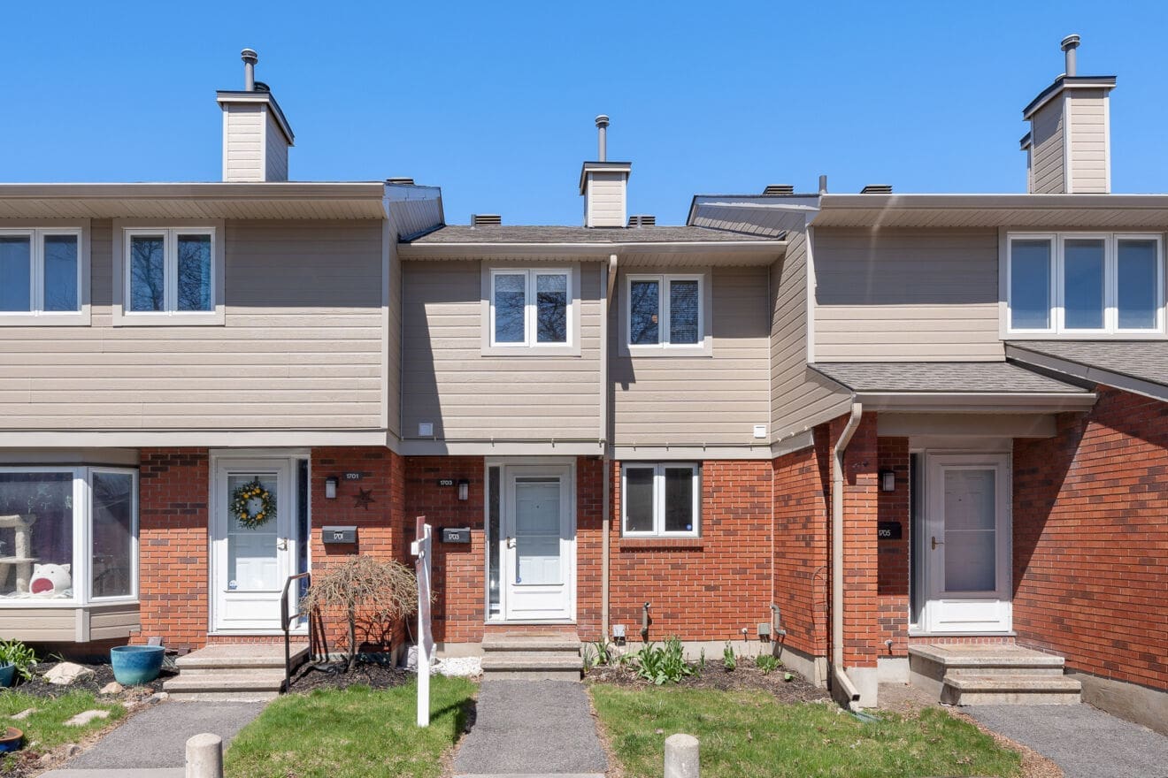 Orleans | Chateauneuf | Condo for Sale | 1703 Rodin Way