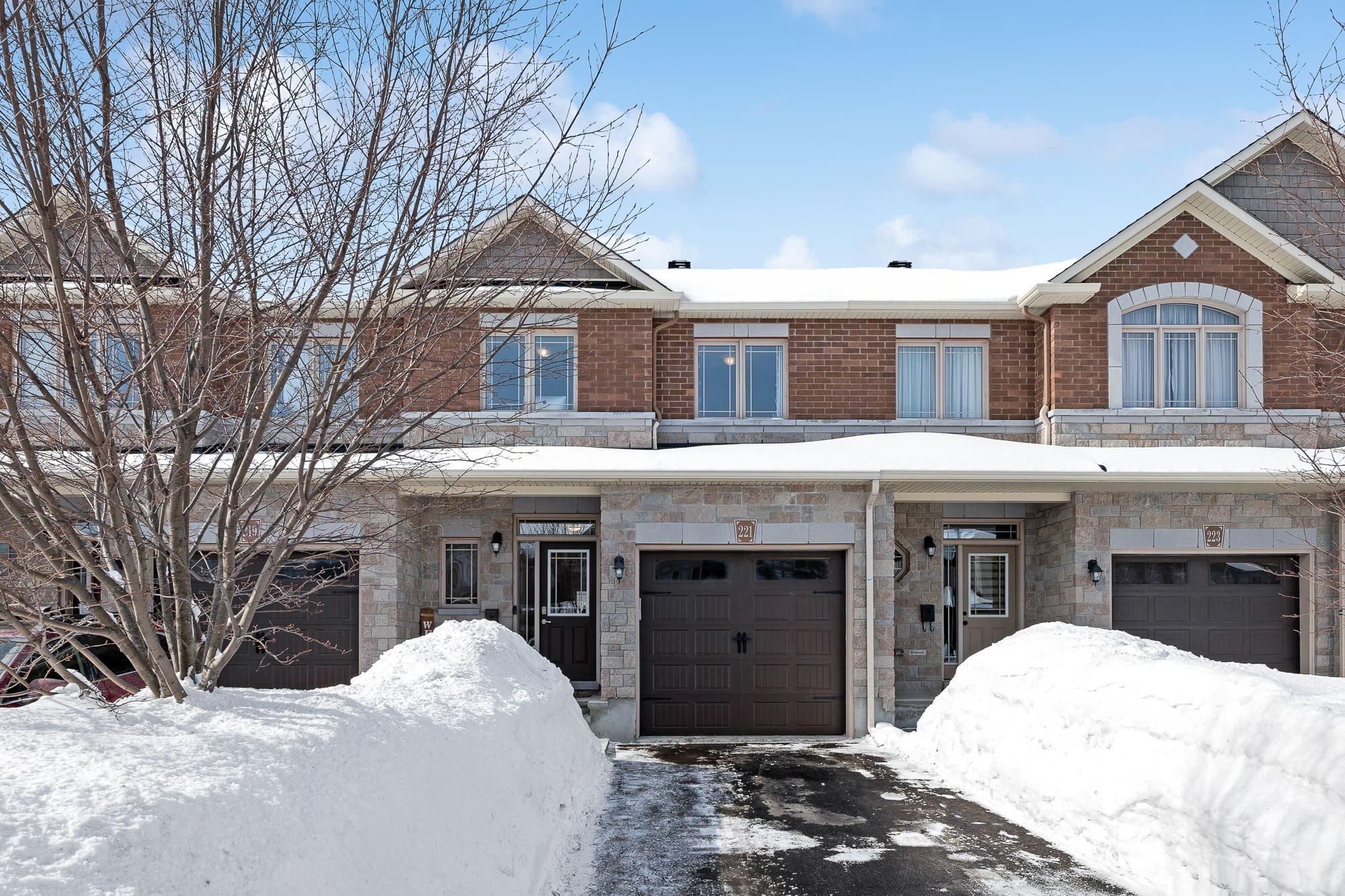 Orleans | Bradley Estates | Townhouse for Sale | 221 Gossamer St.