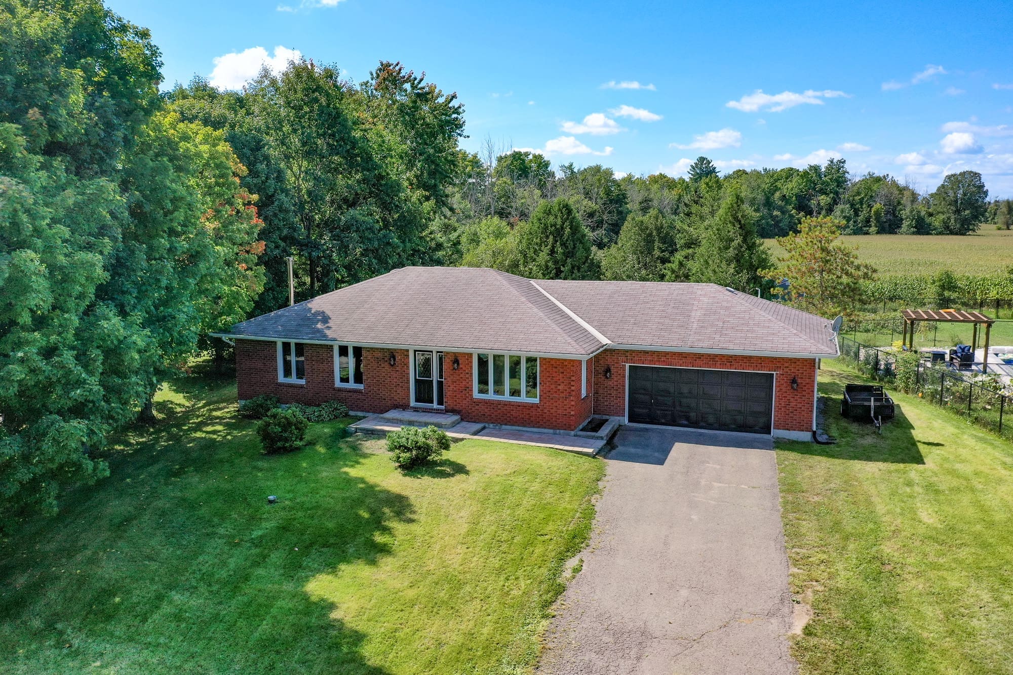 Kenmore | Bungalow for Sale | 3240 Fetterly Drive | Pilon Group