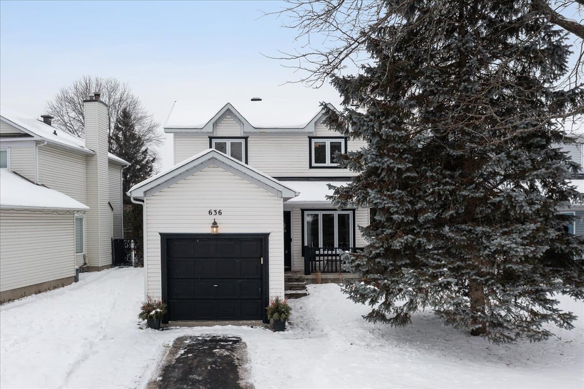 Orleans | Fallingbrook | House for Sale | 636 Deancourt Crescent