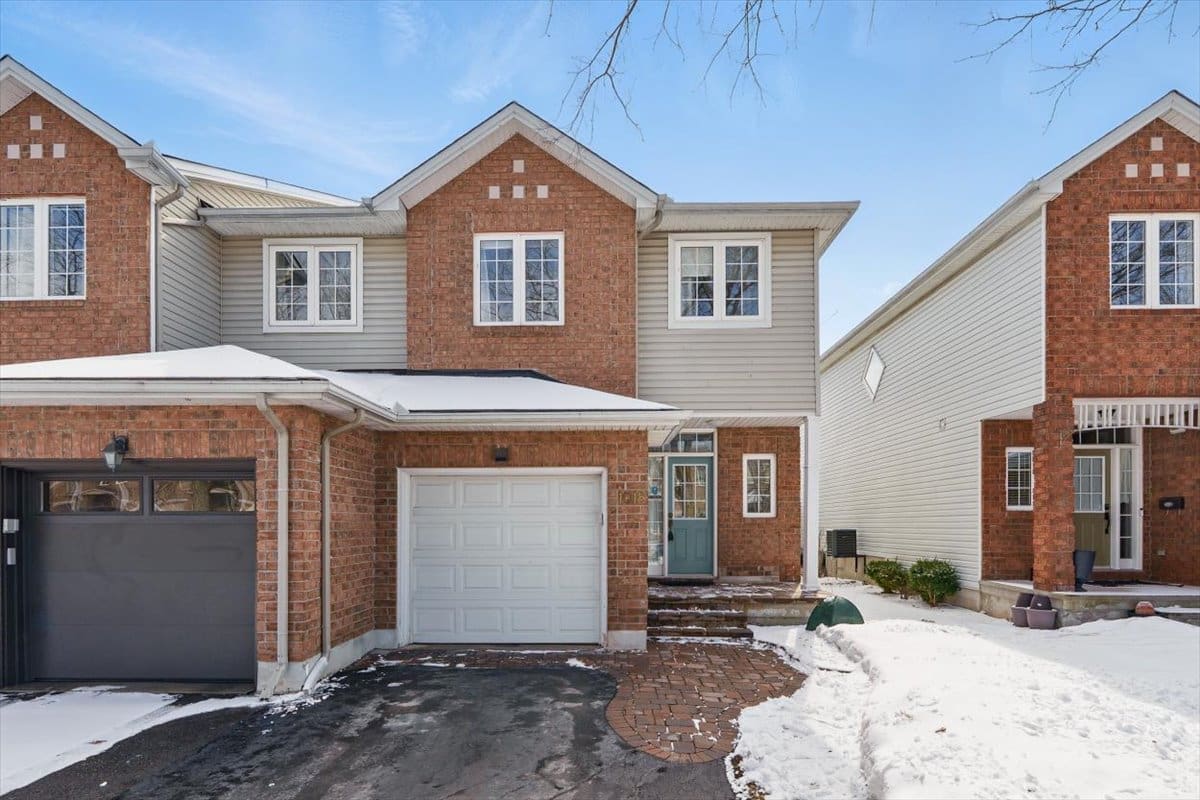 Orleans | Notting Hill | Townhome for Sale | 1018 Markwick Cres