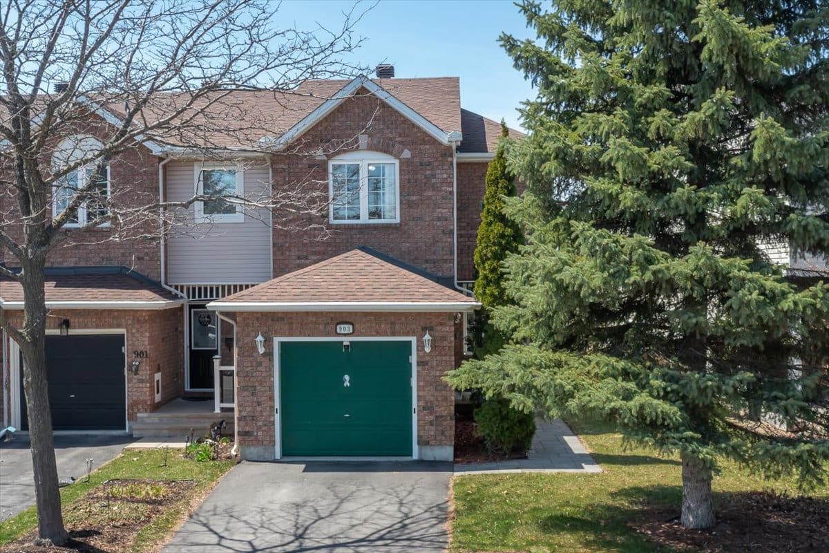 Orleans | Notting Hill | Townhome for Sale | 903 Markwick Crescent