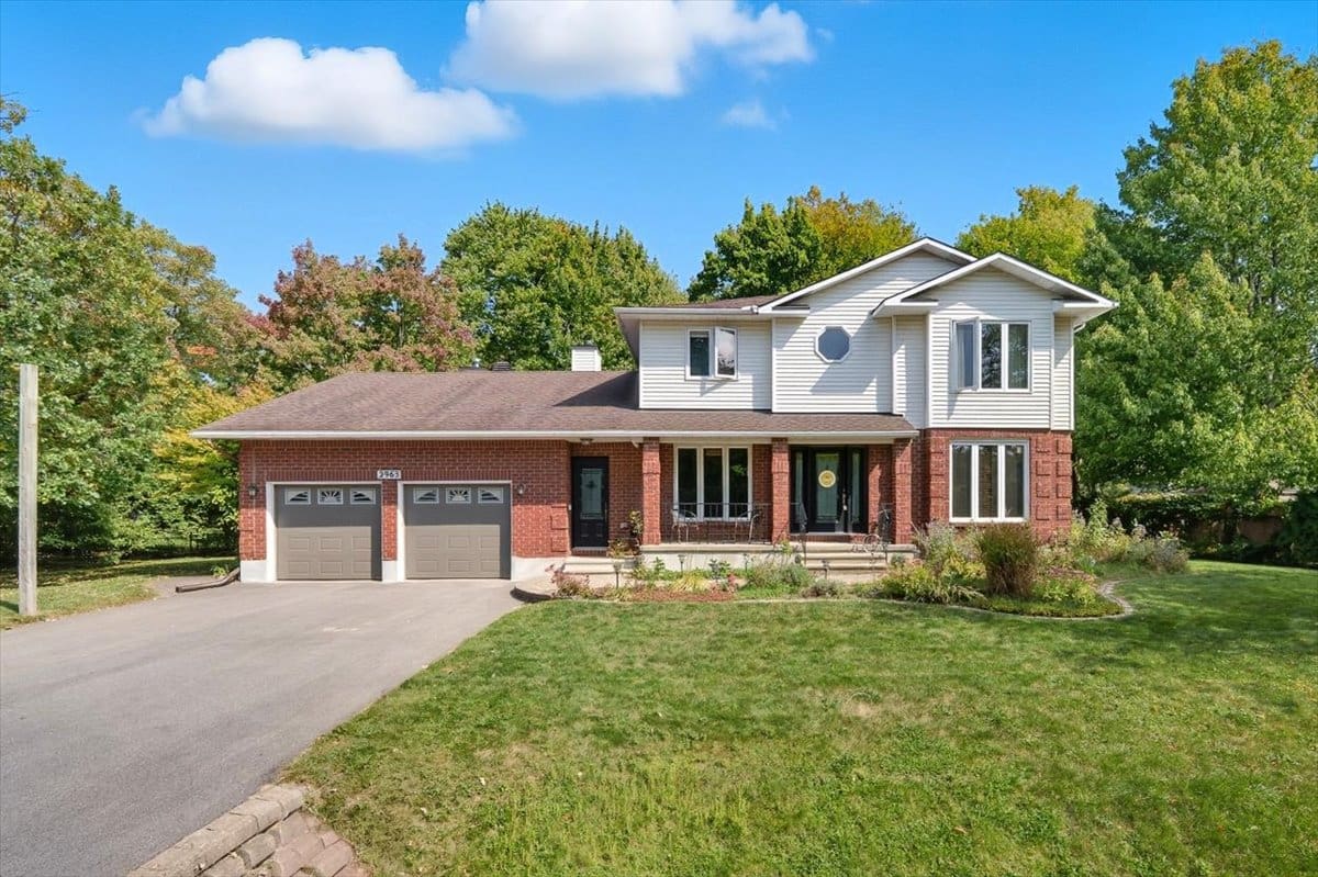 Navan | House for Sale | 2963 Turquoise Crescent | Pilon Group